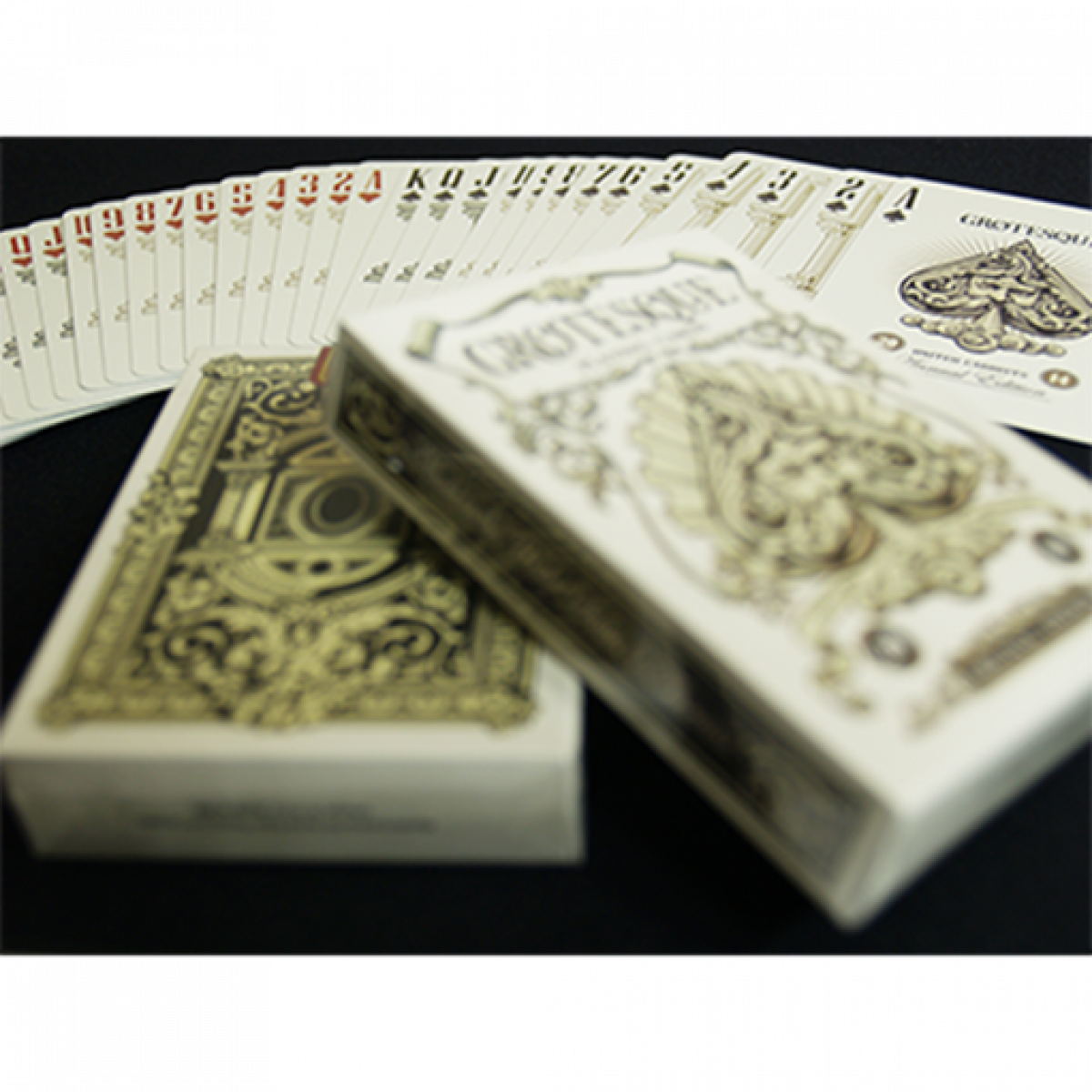Grotesque Playing Card Deck by Lotrek Design | Martinka Magic