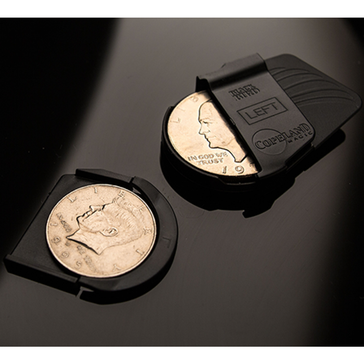 Blackbird by Jeff Traveller Copeland - Magic Trick | Martinka Magic