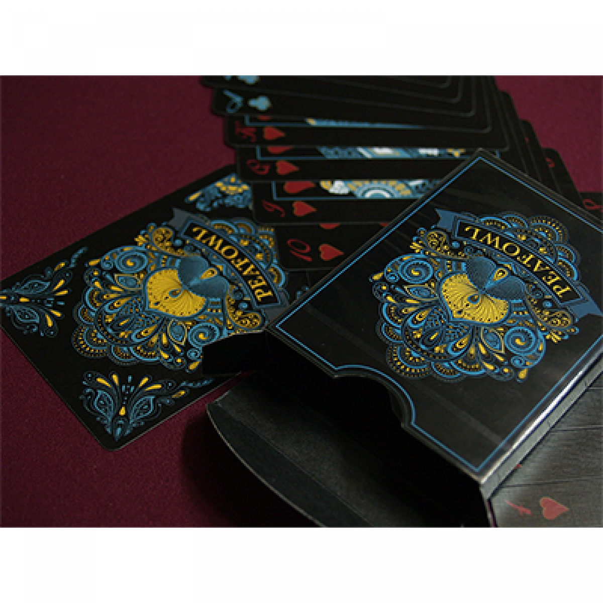 Peafowl Commemorative Deck | Martinka Magic